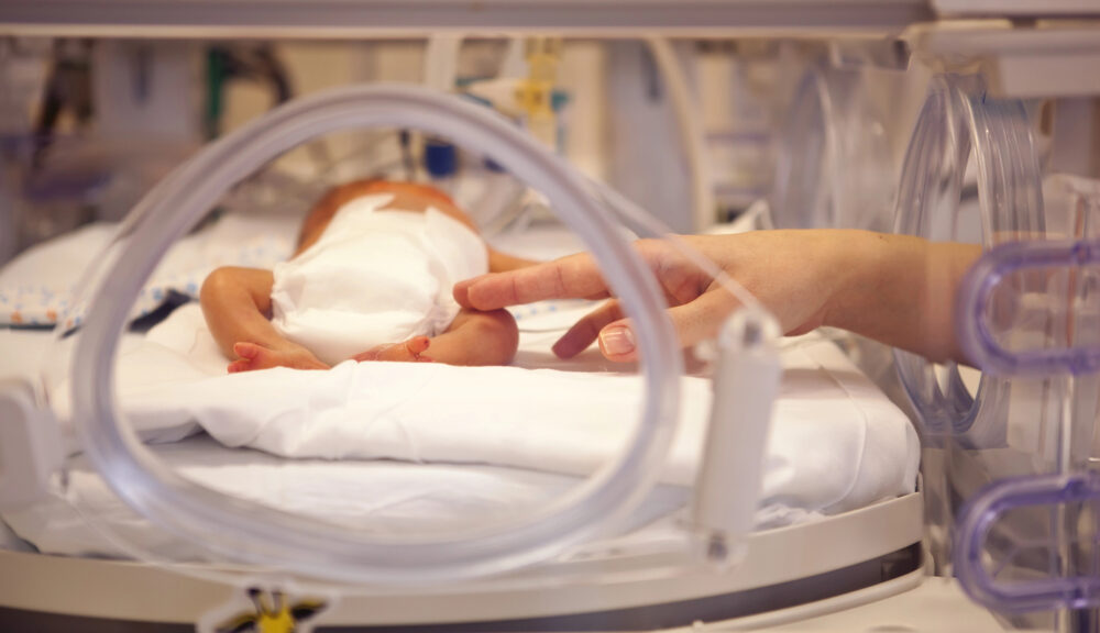 Mamma a 63 anni: la forza della maternità oltre i confini dell'età